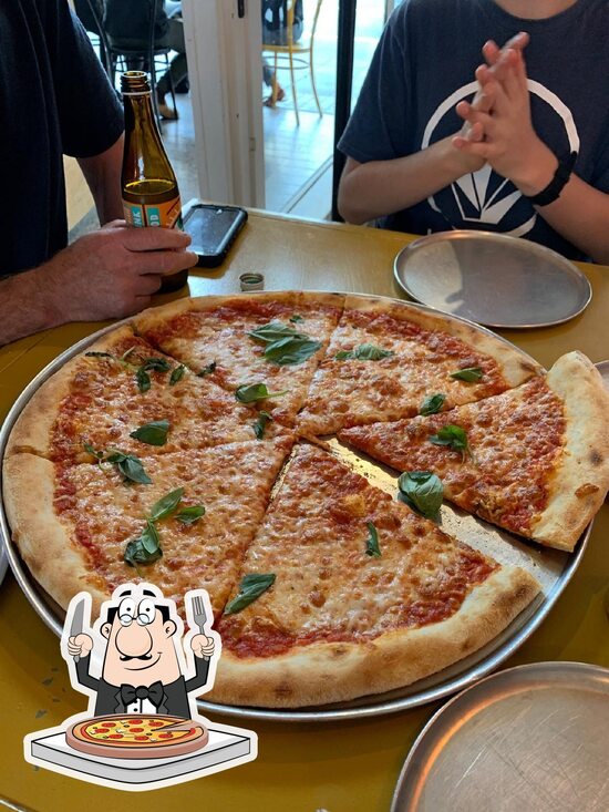 Menu at Vinci's Pizza restaurant, Napier