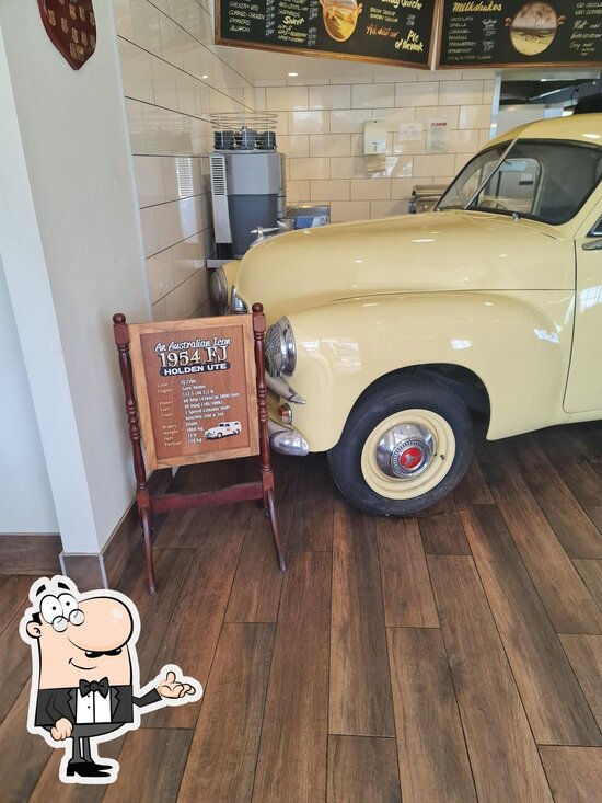 Heatherbrae's Pies Ourimbah, Ourimbah - Restaurant menu, prices and reviews