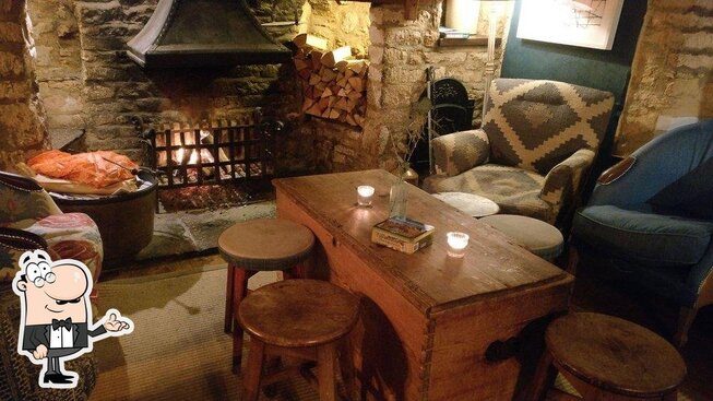 Menu at The Bull Inn pub & bar, Charlbury