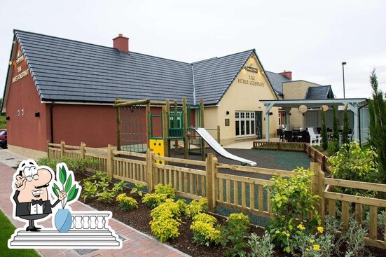 Menu at Sweet Chestnut pub & bar, Dunfermline