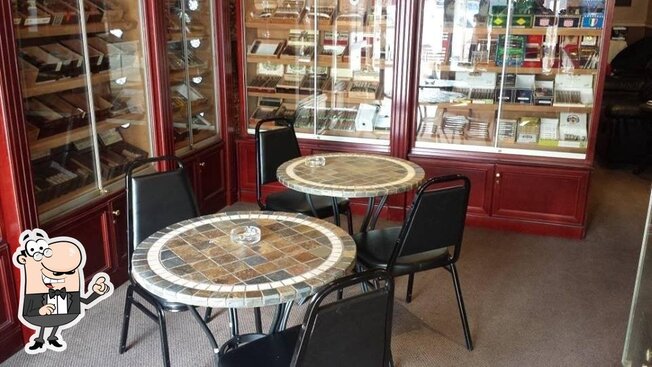 Cousins Cigars & Hookah Lounge in New Rochelle - Restaurant reviews
