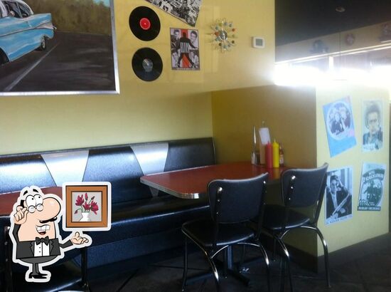 Menu at Dive N restaurant, Pineville