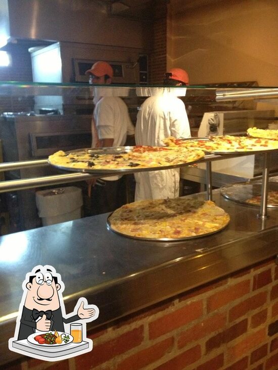 Menu at Mios Pizza restaurant, Bogotá