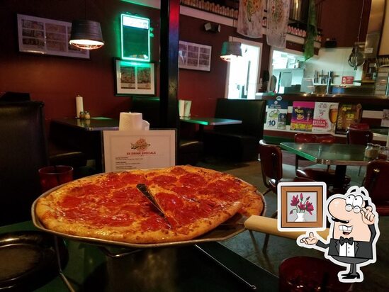 Menu at Schlittz & Giggles pizzeria, Baton Rouge, Ferndale Ave