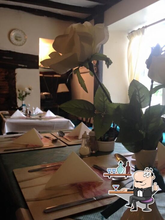 Hundred House Inn, Hundred House - Restaurant menu, prices and reviews