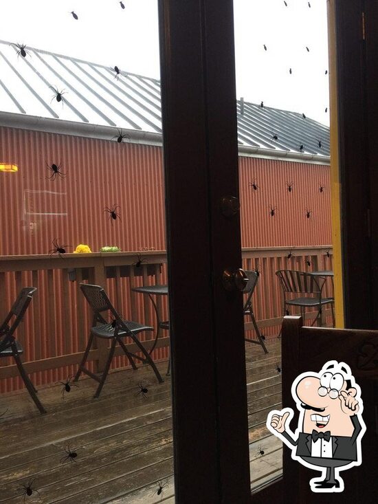 Outlander Brewery & Pub in Seattle - Restaurant menu and reviews