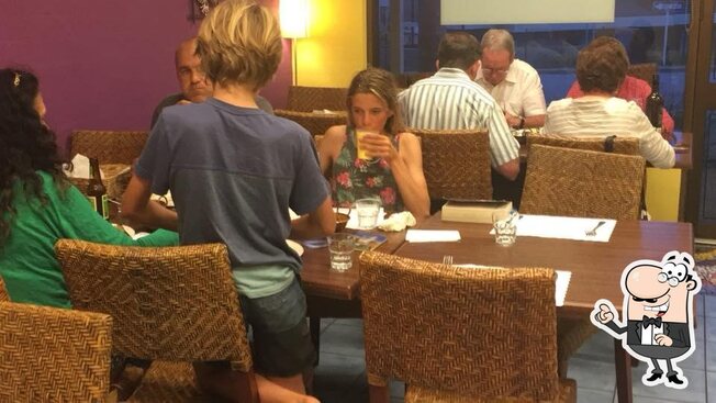 Hunger Hunts, Tura Beach - Restaurant menu, prices and reviews