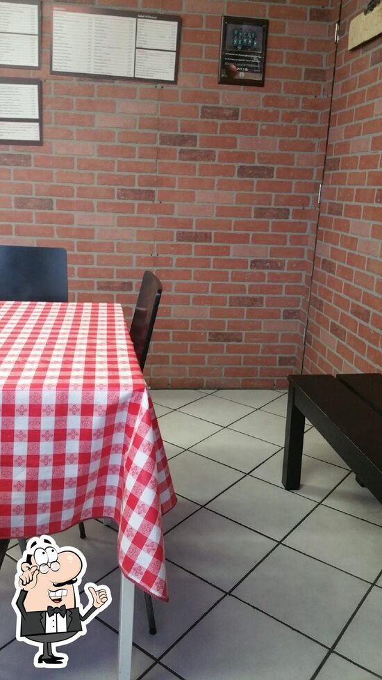 Mama Luna's, Chicago - Restaurant menu, prices and reviews