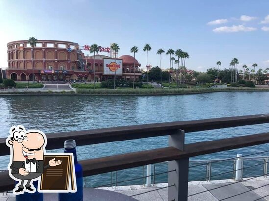 CW Shoreline Bar, Orlando - Restaurant menu, prices and reviews