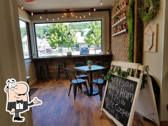 Diamond Square Market Deli Cafe in Williamsport - Restaurant menu and ...
