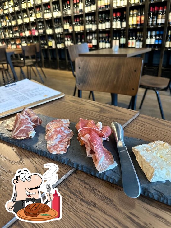Le Midi Wine in Chicago - Restaurant menu and reviews