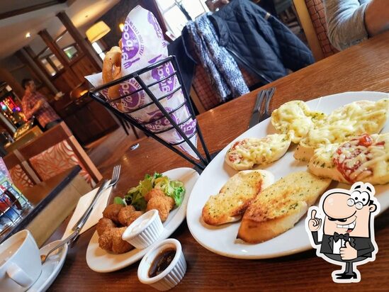 Menu at Fieldfare pub & bar, Chorley