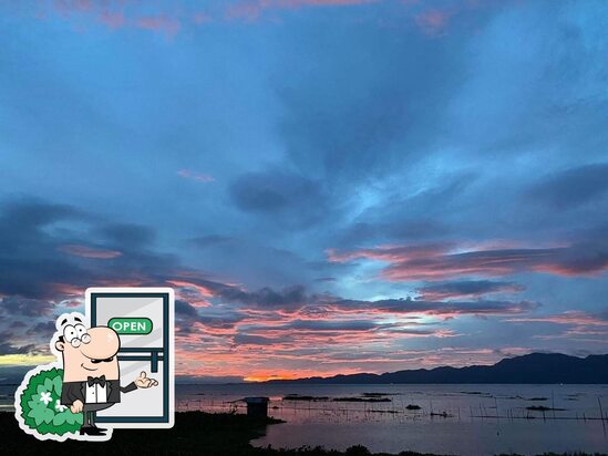 Trigger1 Gas Station, Paete - Restaurant reviews