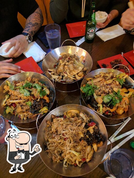 Wu La Bu Huan, New York City - Restaurant menu, prices and reviews