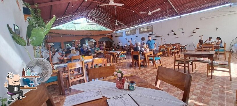 Bartolos Family Restaurant, Zihuatanejo - Restaurant menu, prices and ...