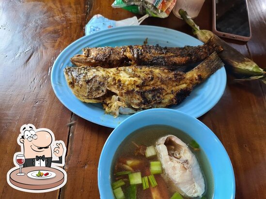 Restaurante Resto Apung Muara Angke, North Jakarta - Opiniones del ...
