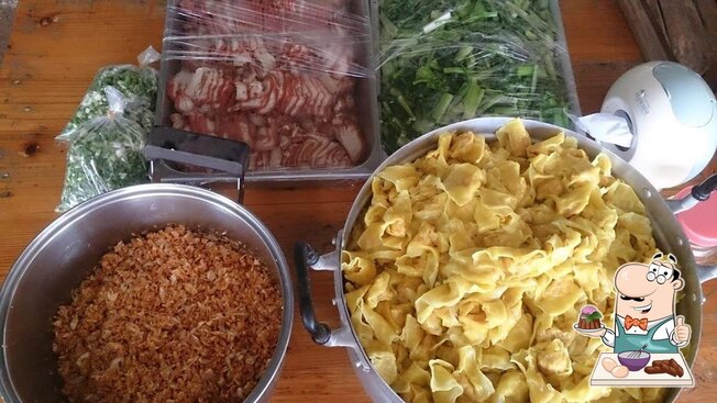 บ้านก๋วยเตี๋ยวเรือ, Den Chai - Menú del restaurante, precios y reseñas