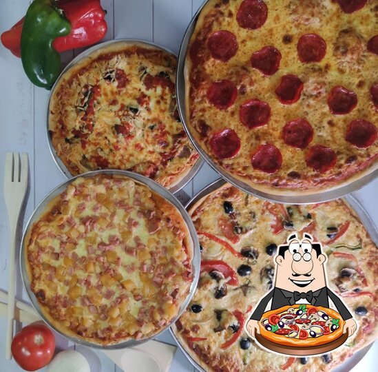 Menu at Al Capone Pizza restaurant, Colombia