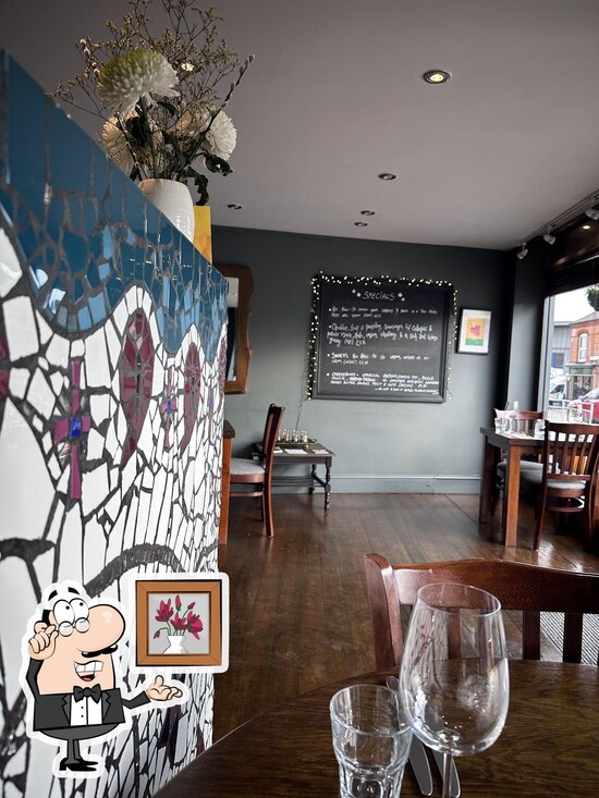Cafe Roya, Nottingham - Restaurant menu, prices and reviews