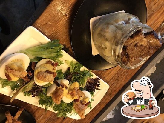 Wayward Bar & Kitchen in Baltimore - Restaurant menu and reviews
