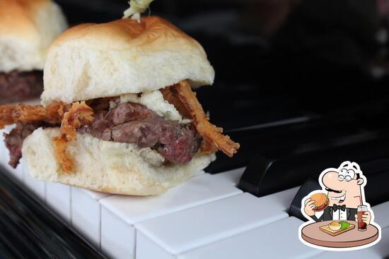 Catch 35 in Chicago - Restaurant menu and reviews