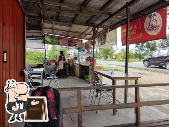 Menu at Warung Kopi dan Makanan, Raya River