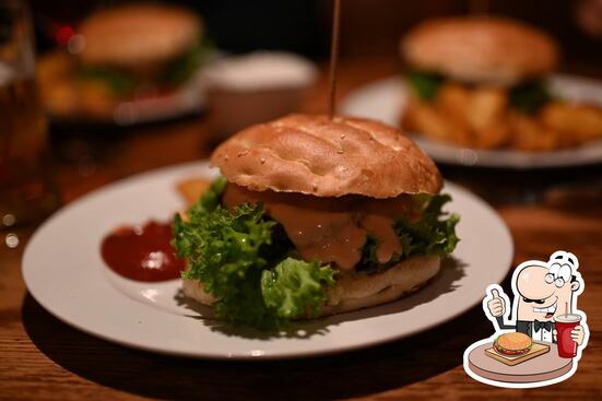 Country Saloon pub & bar, Salzburg - Restaurant reviews