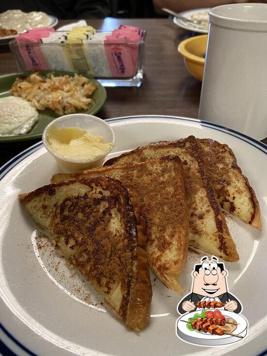 Barnyard Breakfast in Guthrie Center - Restaurant reviews