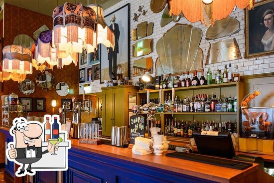 Menu at Valeroso Lounge pub & bar, Trowbridge