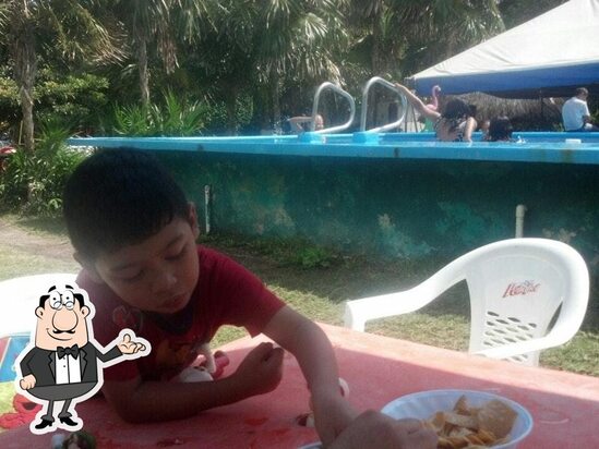 Restaurante y marisquería Ichpaatun Calderitas, Calderitas - Menú del ...