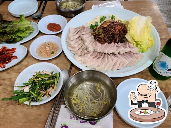 Menu at Jang-Won restaurant, Seoul, 24-1 Supyo-ro 6-gil
