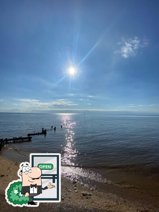 Roof Terrace Bar, Hunstanton - Restaurant menu, prices and reviews