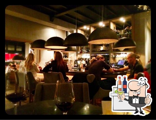 Menu at Food & Wine bar Pierre, The Hague