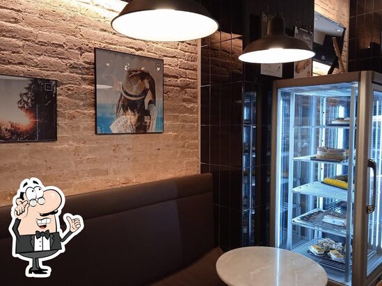 365 cafe, Barcelona - Restaurant menu, prices and reviews
