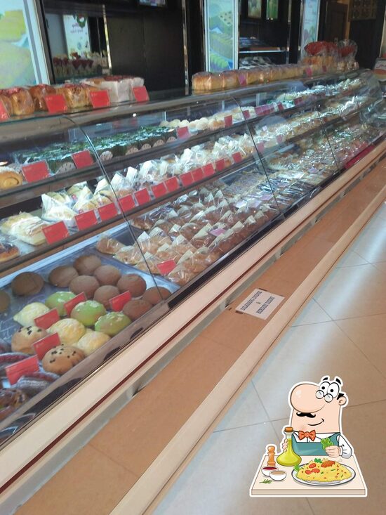 Holland Bakery, Batam, Tiban Center - Restaurant reviews