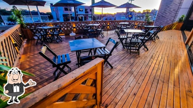 Estatus Lounge pub & bar, Dionísio Cerqueira - Restaurant reviews