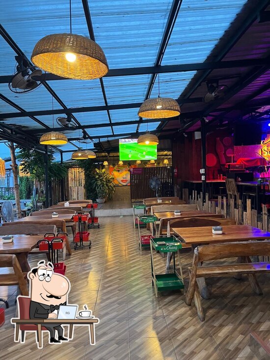 Ruen Mai Chai Nam restaurant, Phuket – menu, prices & reviews