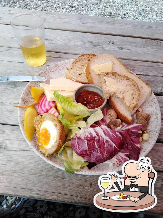 The Eight Bells in Polegate - Restaurant reviews