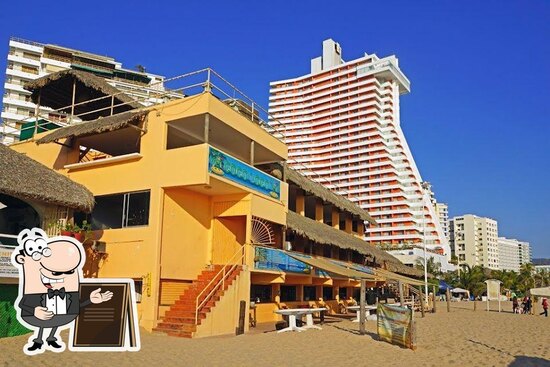 Coco Loco Beach Club, Acapulco - Restaurant reviews