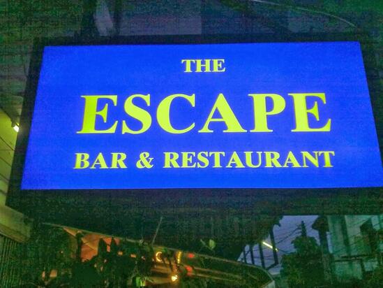 The Escape Bar & Restaurant, Fa Ham, 19/1 Ratchamanka Road Soi 2 ...