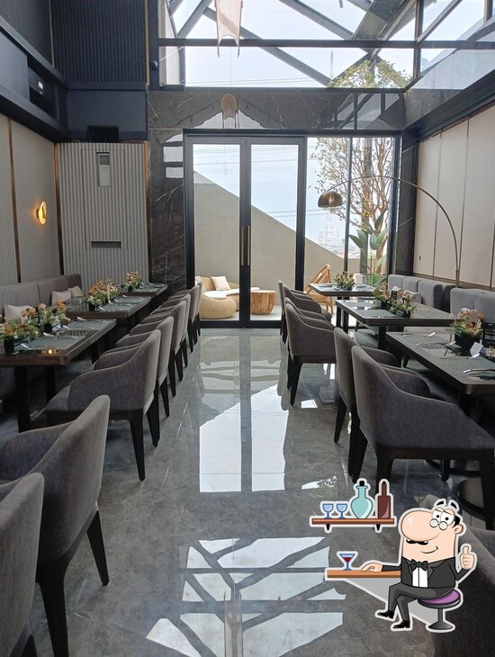VERT, Surabaya - Restaurant menu, prices and reviews