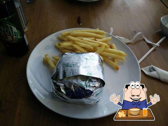Carta de Hush Burger Restaurant, Dubai, 5C63+CX4