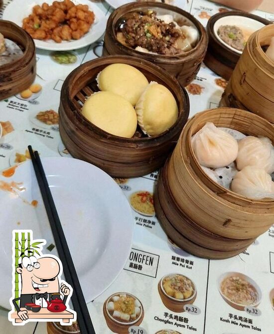 Menu at Wingheng Hongkong Dimsum Shop Muara Karang restaurant, Jakarta ...