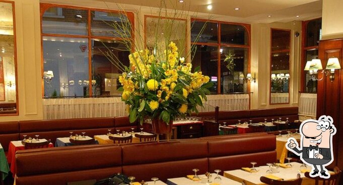 Menu at Le Relais De Venise steakhouse, London, 120 Marylebone Ln