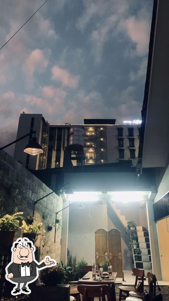 HIRO COFFEE AND EATERY JEMBER cafe, Jember - Restaurant menu and reviews