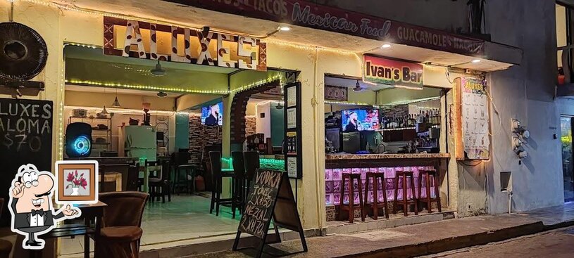 Ivan's Bar, Isla Mujeres - Restaurant menu, prices and reviews