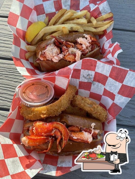 DJ's Clam Shack Huntington in Huntington - Restaurant menu and reviews