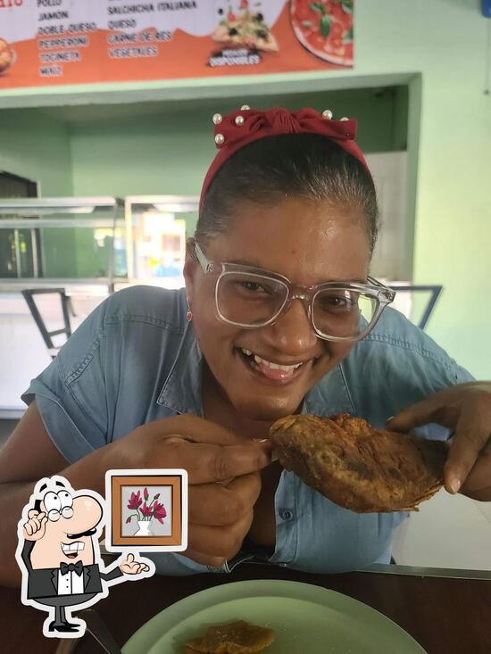 Pica Pollo Comedor El Imperio, Azua - Restaurant menu, prices and reviews