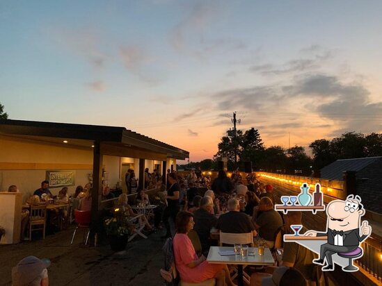 Interlake Brewing Co., Gimli - Restaurant menu, prices and reviews