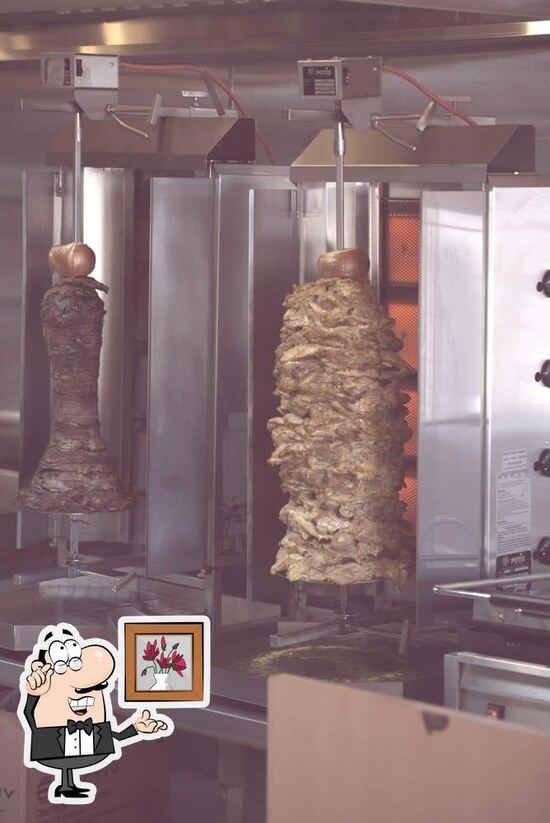Menu at ohSHAWARMA restaurant, Courtice